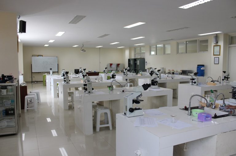Laboratorium – Universitas Muhammadiyah Semarang