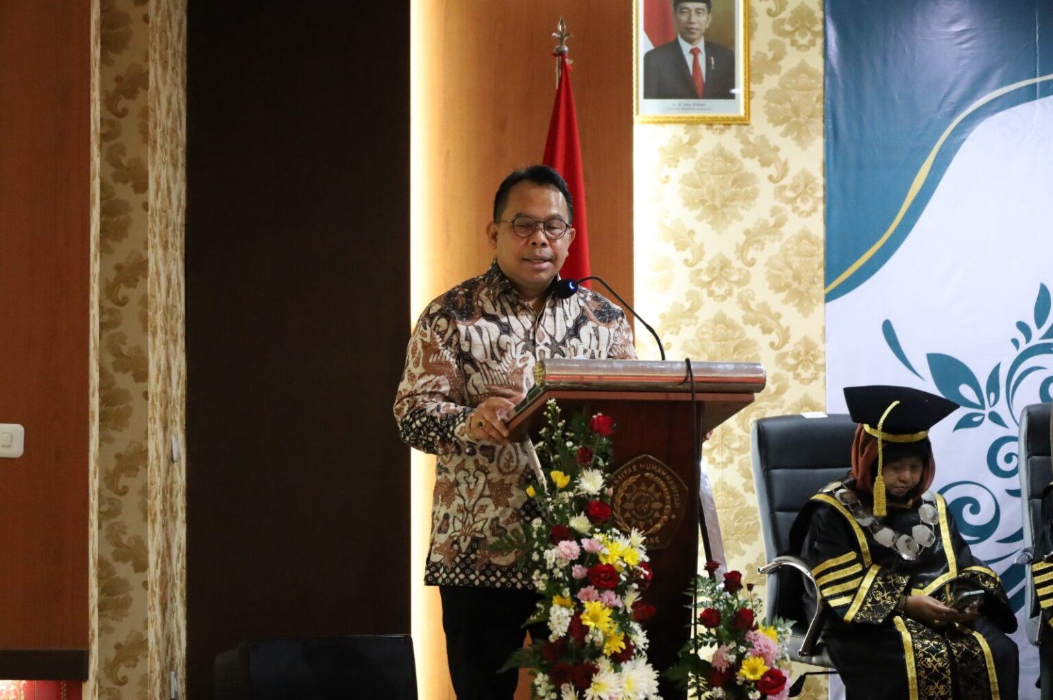 Unimus kembali kukuhkan guru besar prof. Dr. Budi santosa, s.km., m.si.med pada bidang keilmuan ...