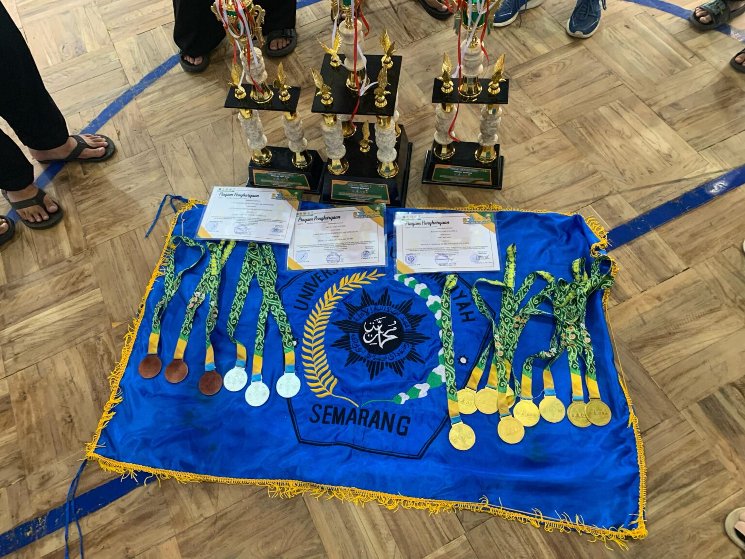 Tim Tapak Suci Muhammadiyah UNIMUS Raih Juara Umum I dan Pesilat ...